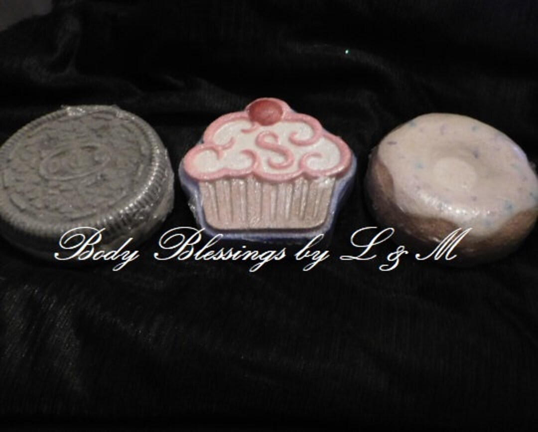 3 Dessert Novelty Bath Bombs Cupcake, Doughnut, & Cookie, Food Bath ...