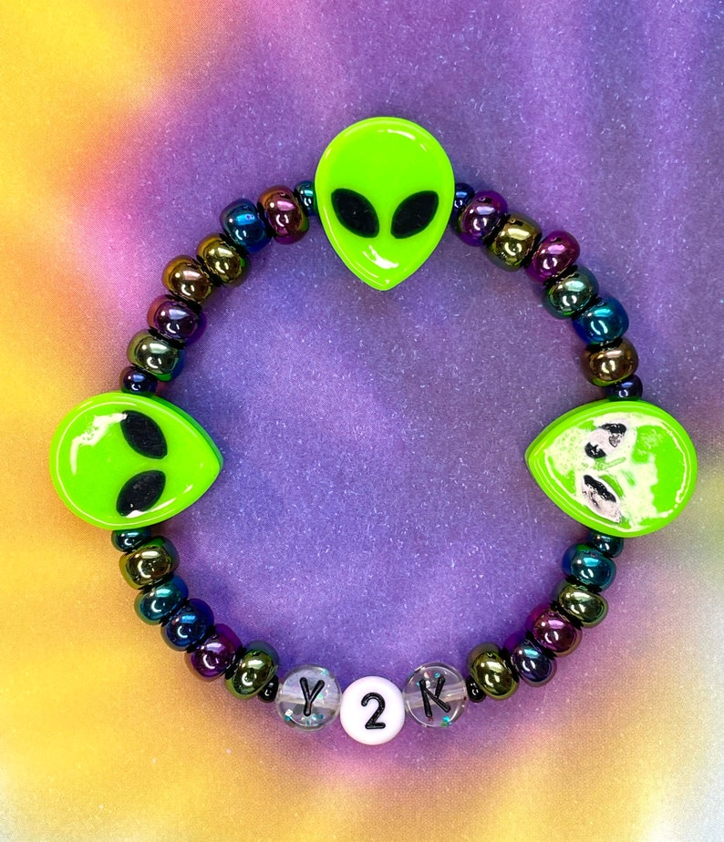 Y2K Bracelet 90s Nostalgia Alien Beaded Stretchy Arm Candy Stackable ...