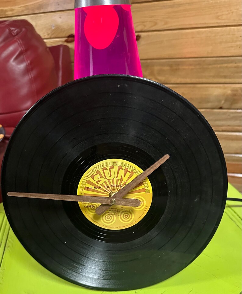 Upcycled Vinyl Record Clock - Etsy