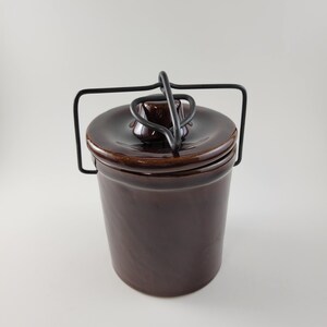 Vintage Small Brown Crock With Locking Lid - Etsy