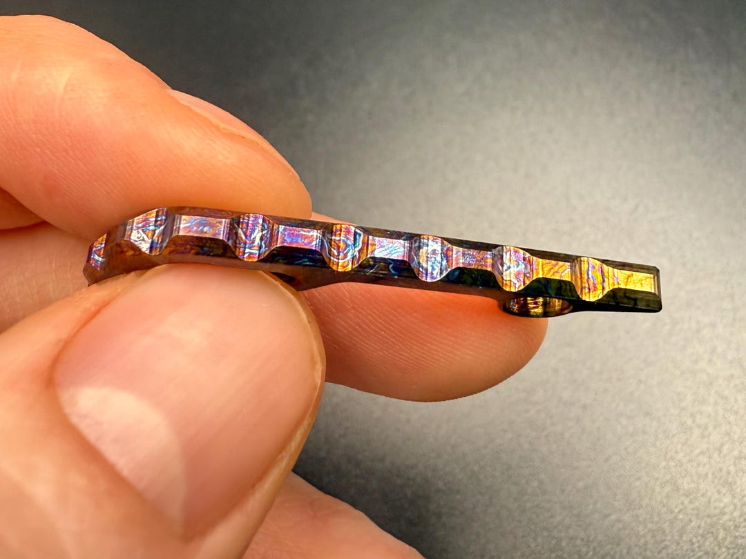 TITANIUM Lightning Ano Back Spacer for Benchmade Bugout 535 - Etsy