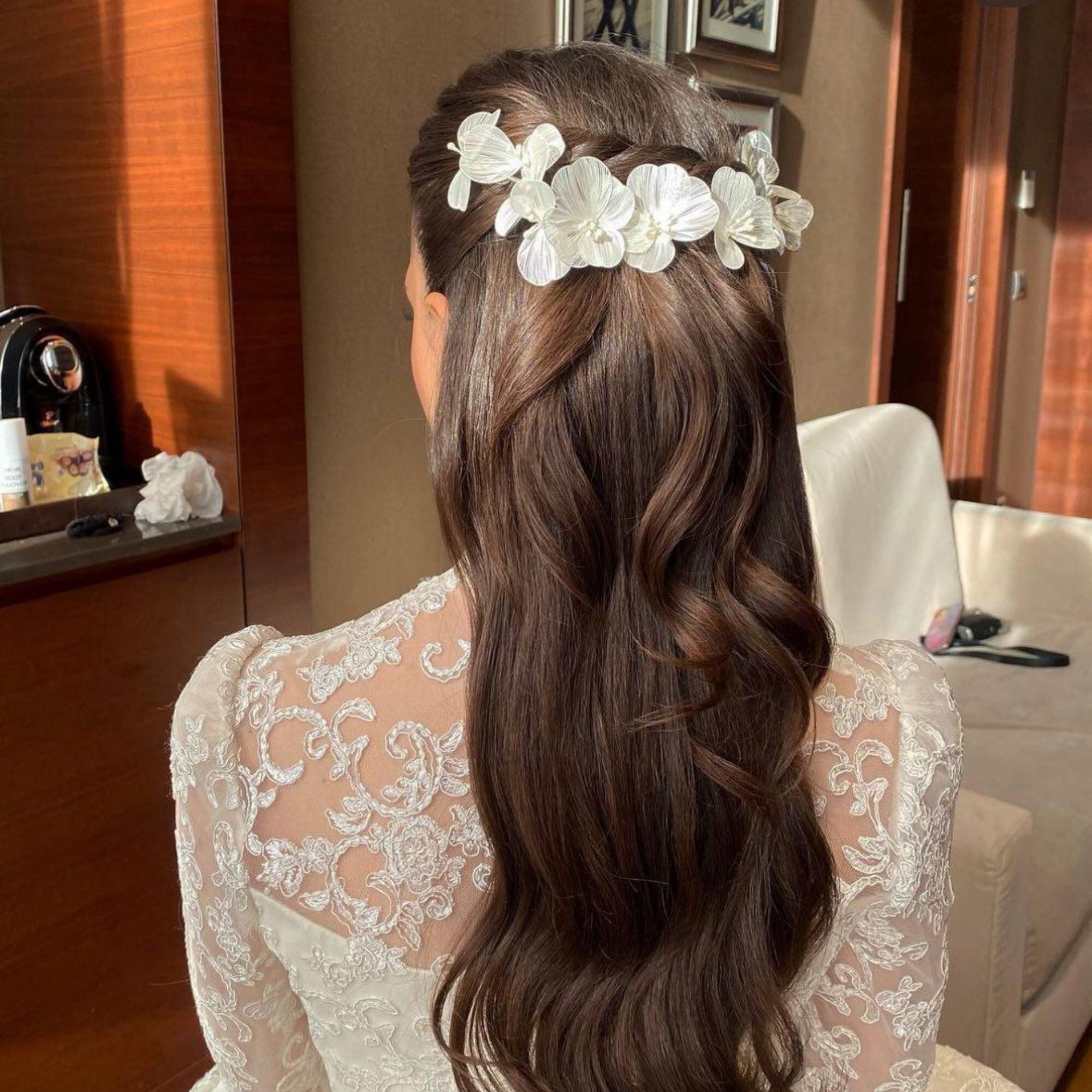 Flowers Wedding Hair Tiara, Boho Wedding Floral Headpiece, Bridal White ...