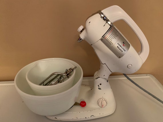 Home Appliances Small Kitchen Appliances Vintage 1940s Hamilton Beach ...