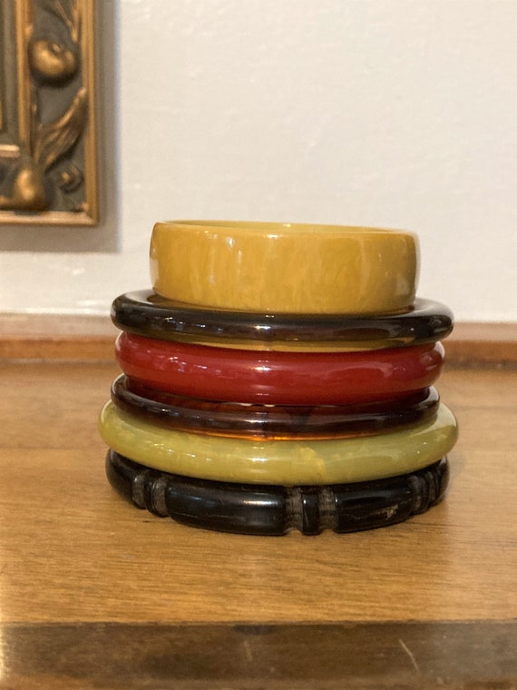 6/ Bakelite Bangles/Bangle Stack /Pea Green Bakelite/… - Gem