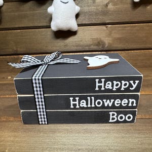 Halloween Mini Book Stack, Halloween Book Stack, Ghost Decor, Halloween ...
