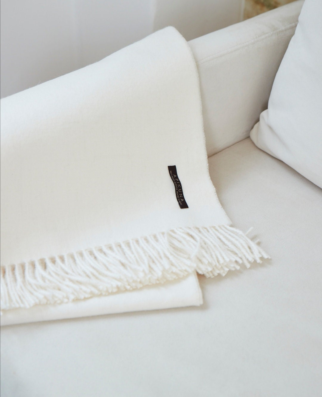 100% Baby Alpaca Blanket in White Very Soft Blanket Cozy Bedspread ...