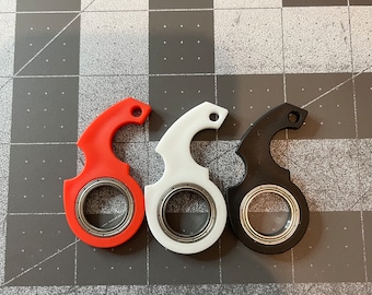 New Metal Karambit Spinner Style Fidget Spinner Keychain, Anti Anxiety ...