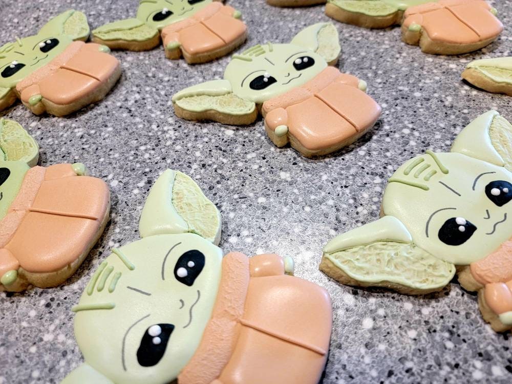 Grogu Baby Yoda Sugar Cookies. 1 dozen decorated cookies. | Etsy