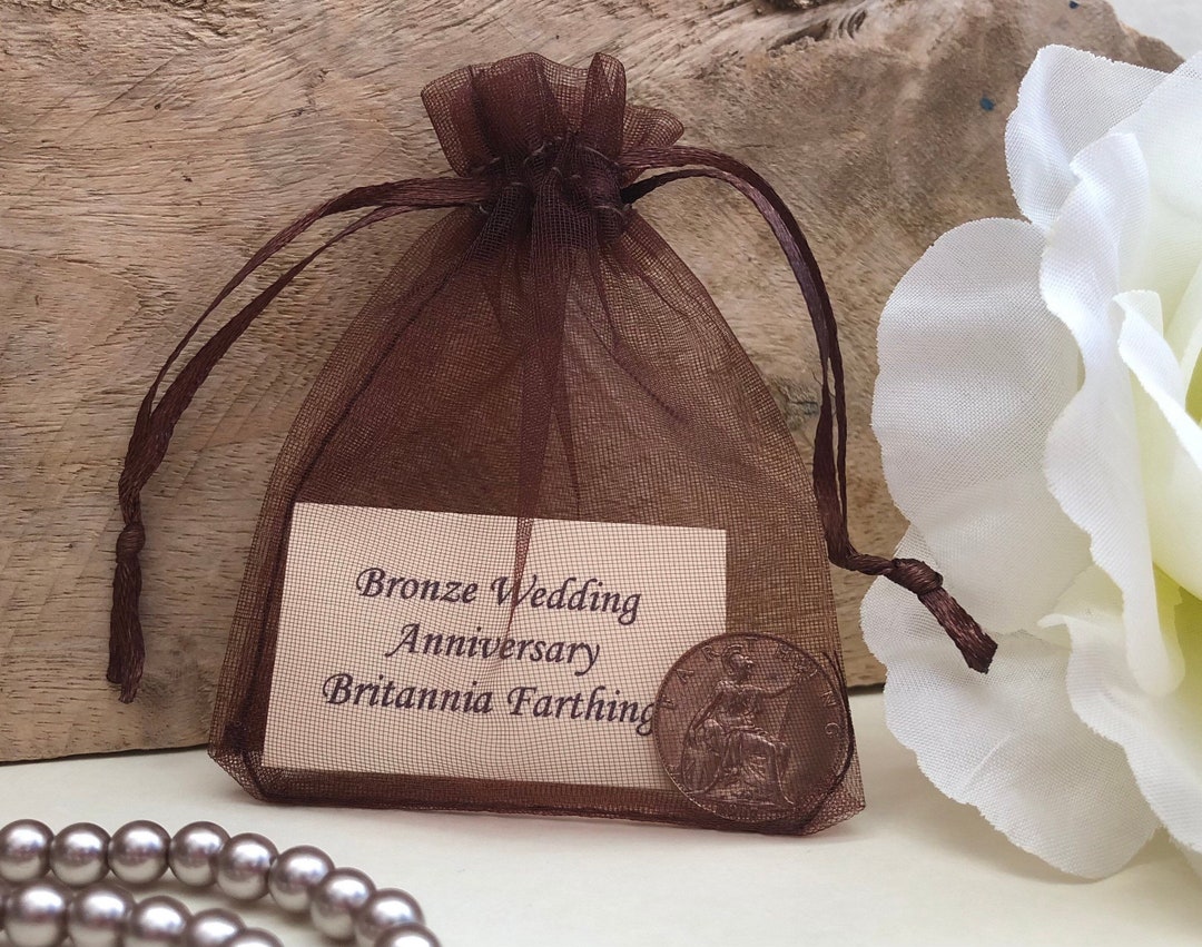 Bronze Wedding Anniversary Old Britannia Farthing in Organza Gift Bag ...