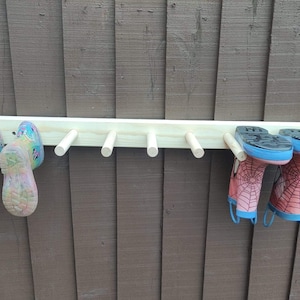 Welly Wellington Wellies Wooden Rack Boot Holder Wall Mounted Shoe ...