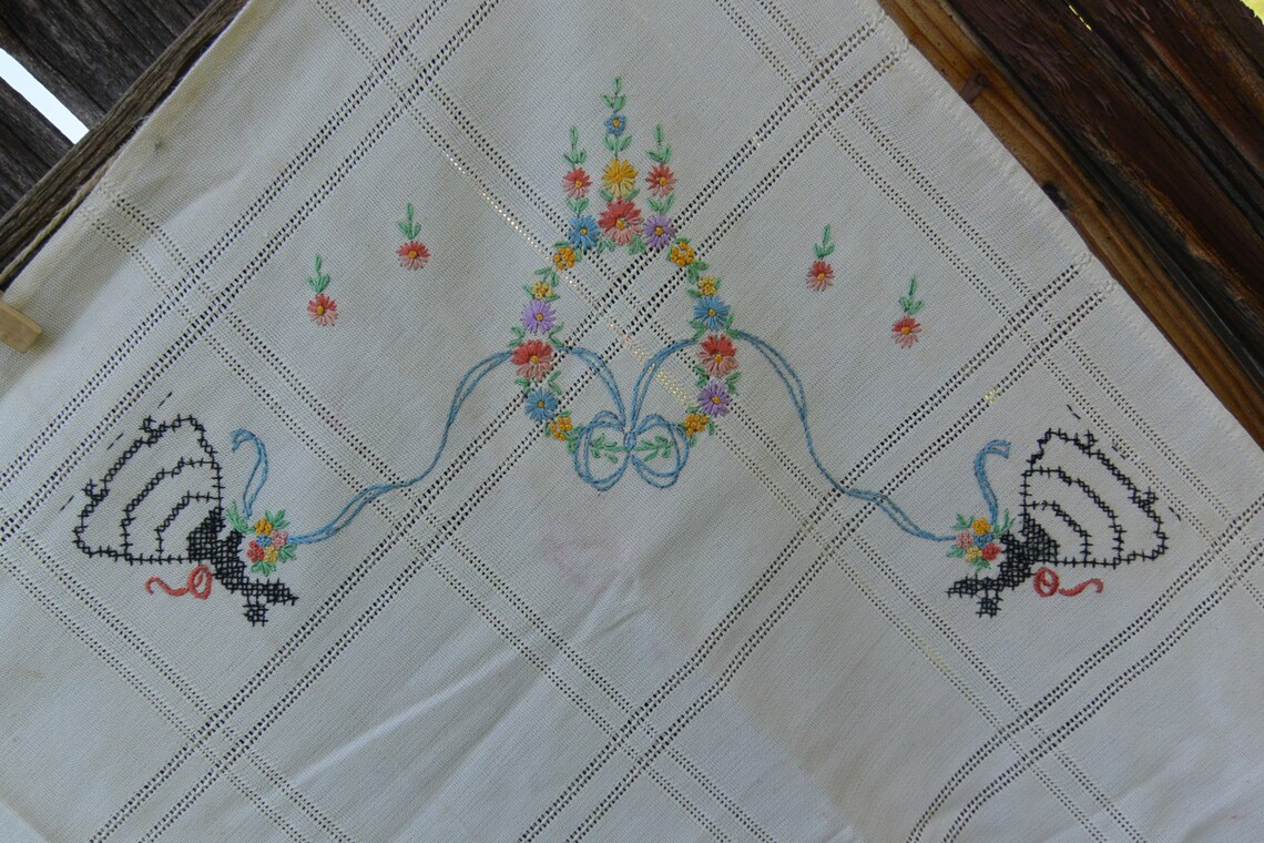 VTG 50's Linen 33" Square Embroidered Tablecloth NOS - Etsy