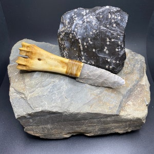 Knapped Stone Knife Georgetown Flint Blade Deer Leg Bone Handle Knapped ...