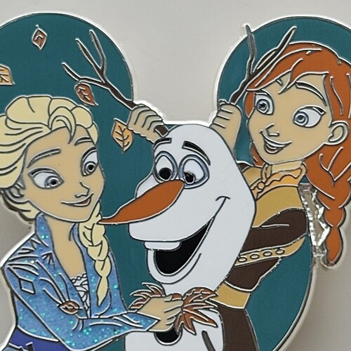 Elsa Frozen Autumn Seasons Fantasy Pin LE 60 - Etsy