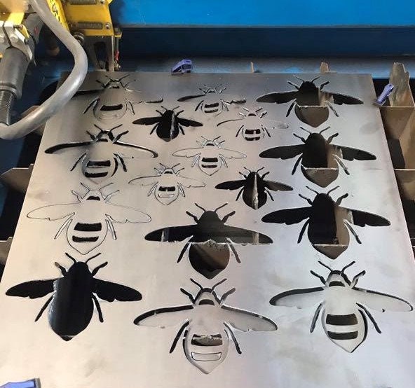 Metal Bumble Bee Large - Etsy