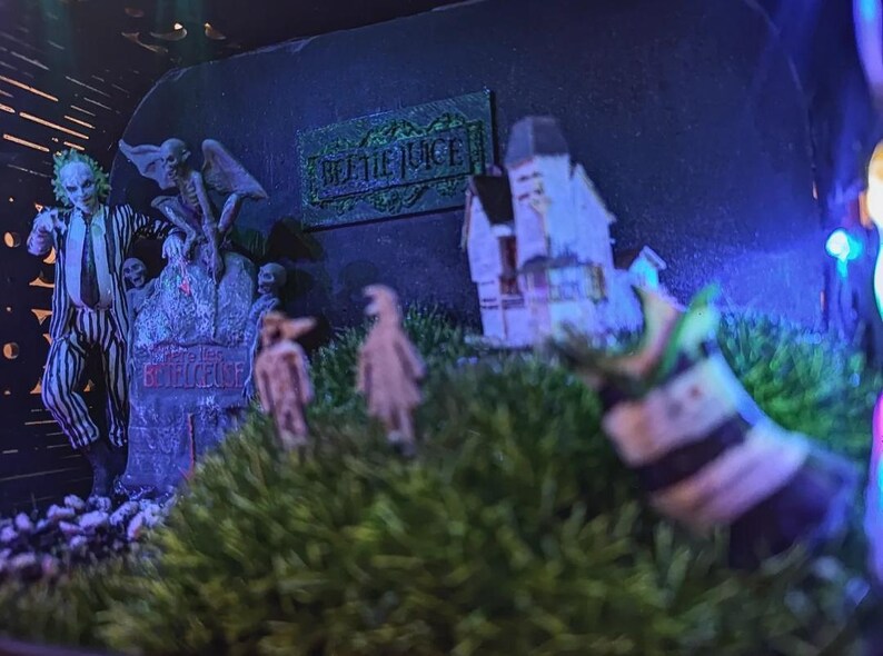 Beetlejuice 1988 Diorama Fast and Free Shipping With Tracking Number - Etsy
