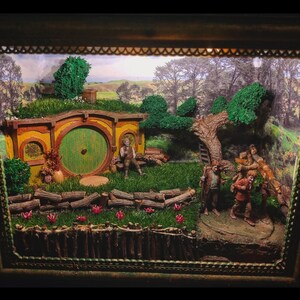 Shire Bilbo Baggins Hobbit Hole Box Diorama With Lights - Etsy