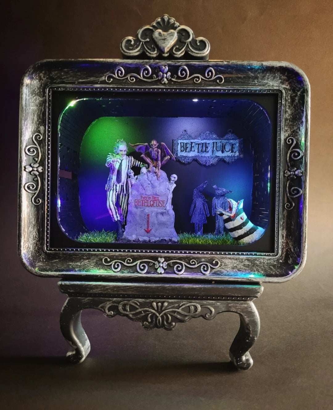 Beetlejuice 1988 Diorama Fast and Free Shipping With Tracking Number - Etsy