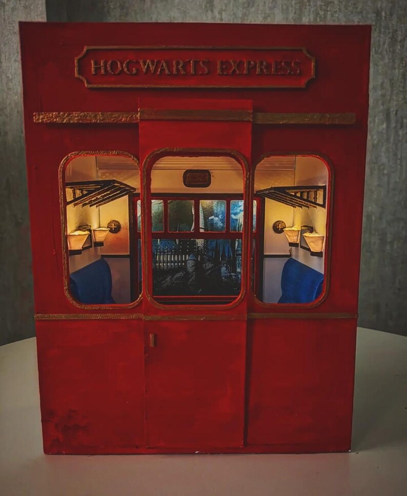 H.P. Hogwarts Express Miniature Diorama Artwork Fast and Free Shipping ...