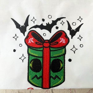 Spooky Present Embroidery File, Scary Gift Embroidery Design, Creepmas ...