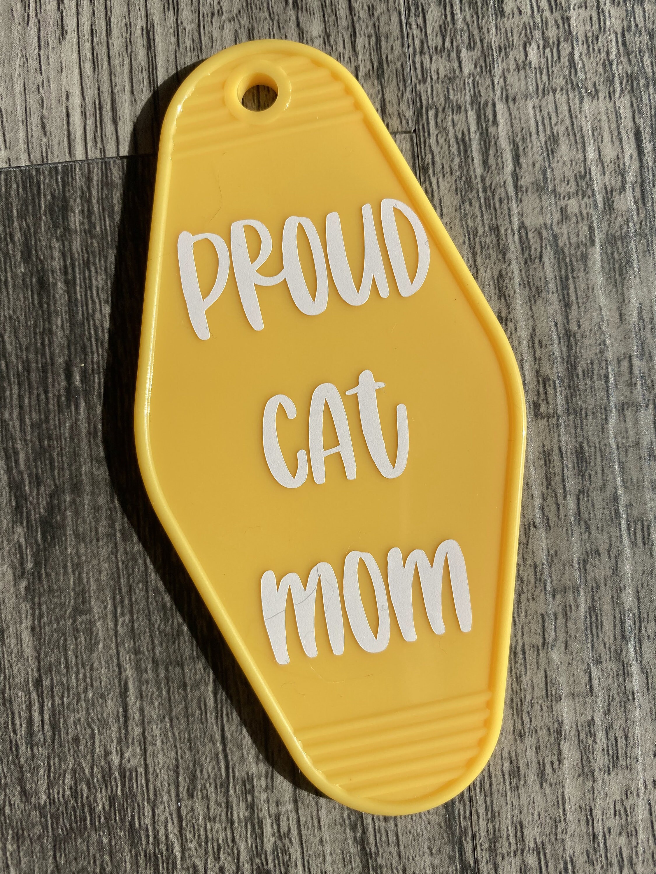 Custom Vintage Motel/hotel Keychains | Vintage Retro Keychains | Cute ...