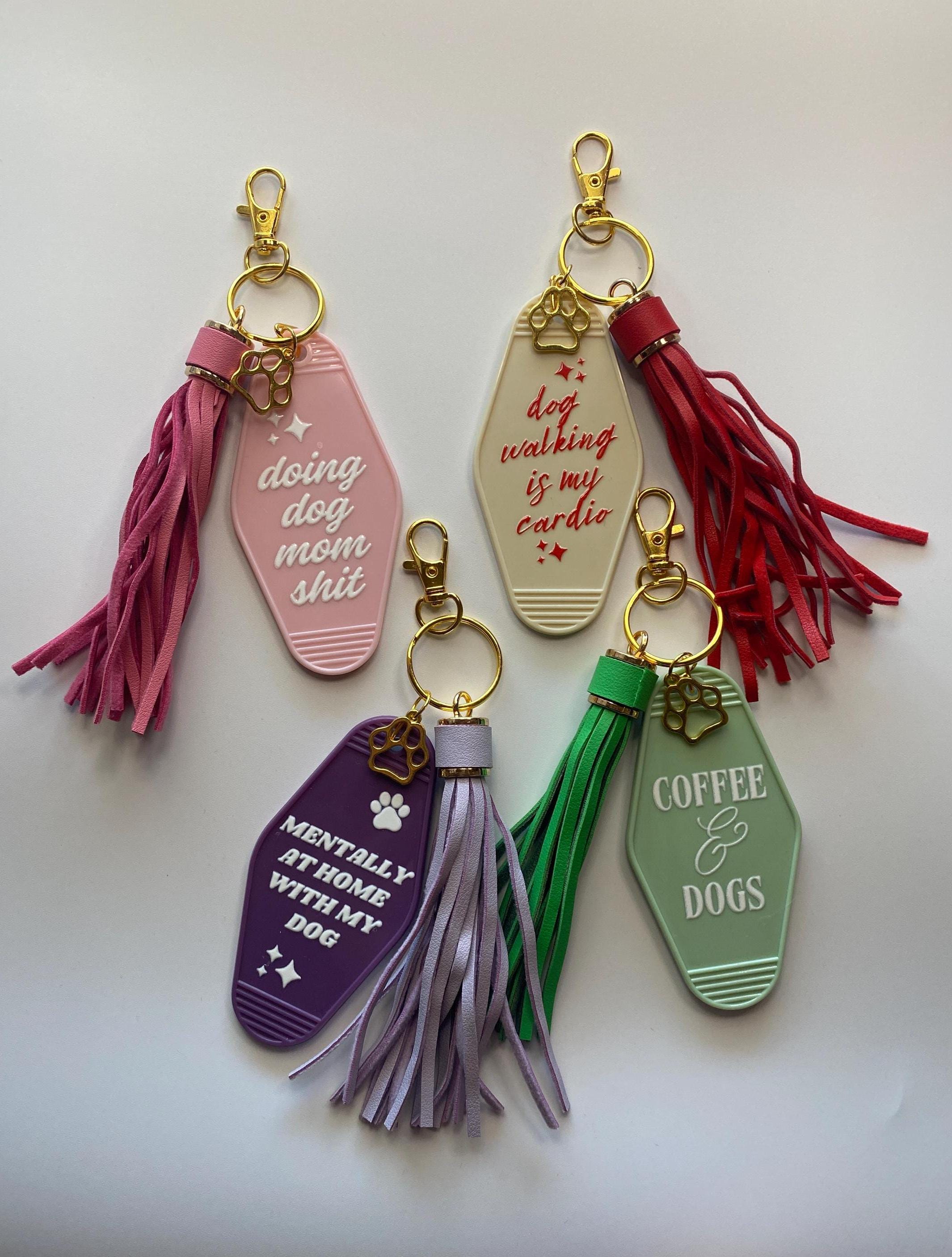 Custom Vintage Dog Mom Motel/hotel Keychains | Vintage Retro Keychains ...