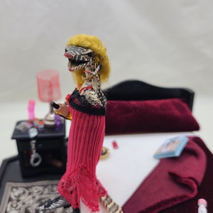 Monitor Lizard Real Preserved Funny Lingerie Pole Dancer Mouse Rat ...
