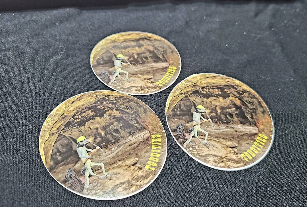 Mummified Dry Preserved Lizard Diorama Miniature Diorama Vinyl - Etsy