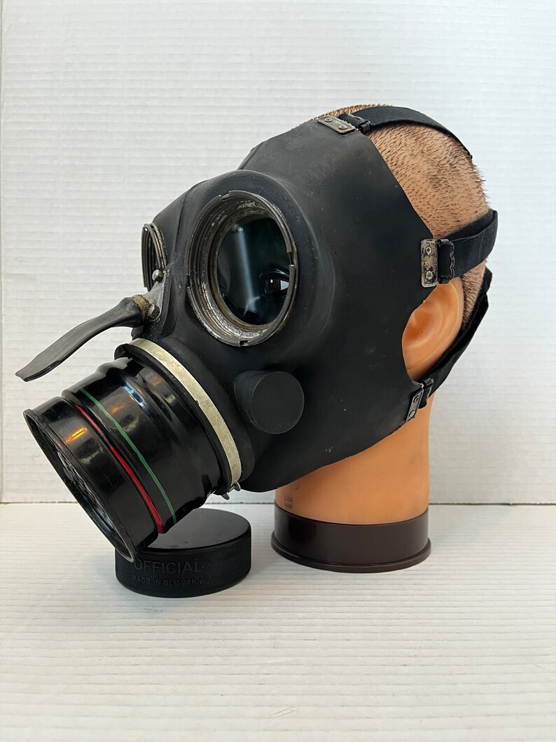 British WW2 CDR BCD Gas Mask Amazing Condition Original Straps - Etsy