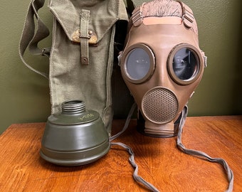 WW2 French 1940 Vernon Gas Mask Complete in Tin Carrier - Etsy