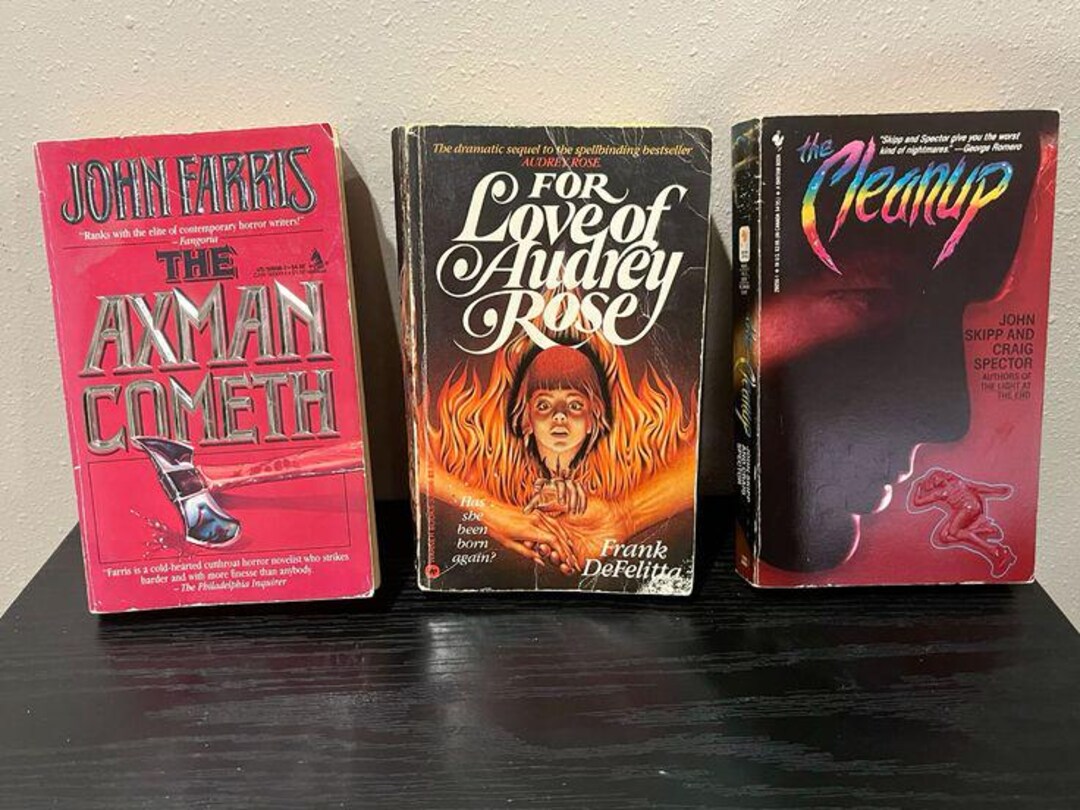 1980's Horror Paperbacks - Lot of 20 - Etsy