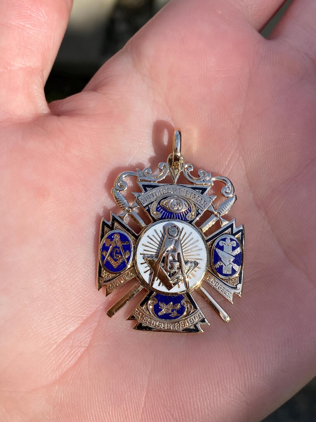 Vintage Solid 14k Yellow Gold Diamond Freemason Pendant - Quality Fine ...