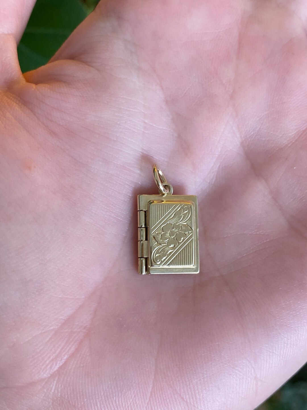 Vintage Solid 10k Yellow Gold Engraved Book Locket Charm - Etsy