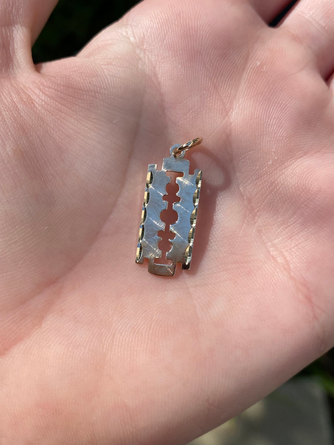 Vintage Solid 10k Yellow Gold Razor Blade Charm Fine Estate Jewelry ...