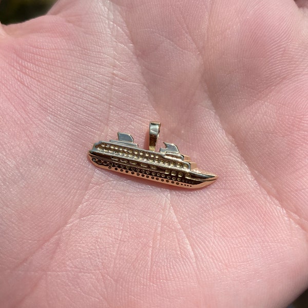 Ship Pendant - Etsy