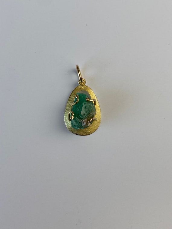 Vintage Solid 18k Yellow Gold Raw Emerald Charm - Gre… - Gem