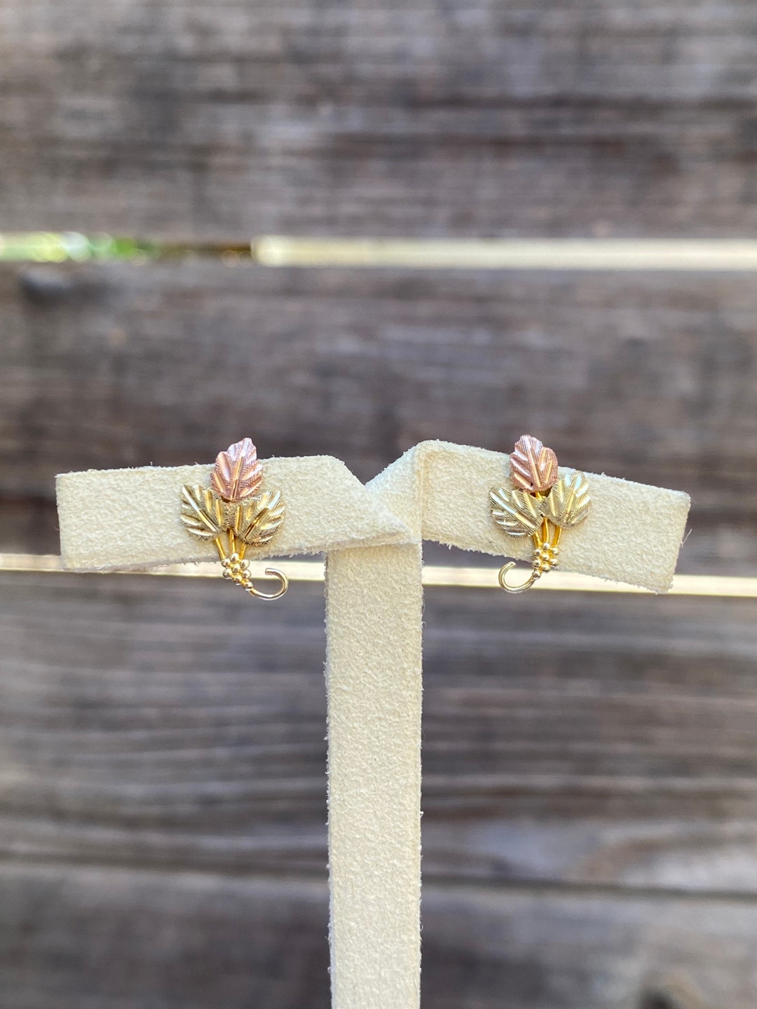 Vintage 14k Black Hills Gold Leaf Stud Earrings - Quality Fine Estate Jewelry - Real Genuine ...