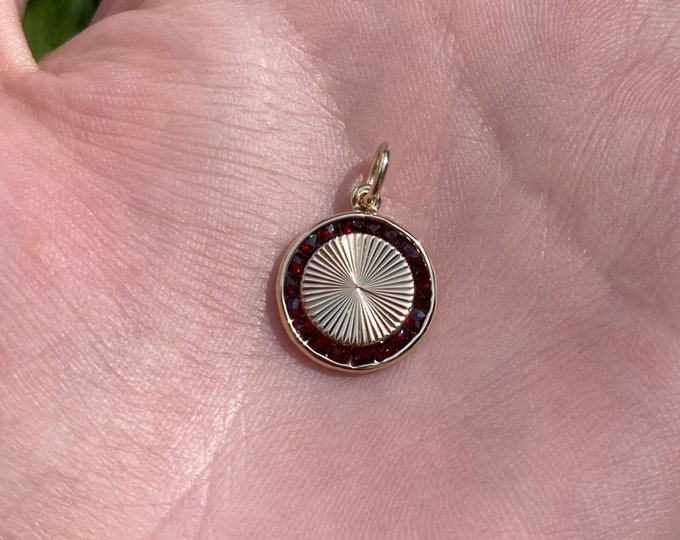 Vintage Solid 14k Yellow Gold Engine Turned Garnet Halo Charm - Pendant ...