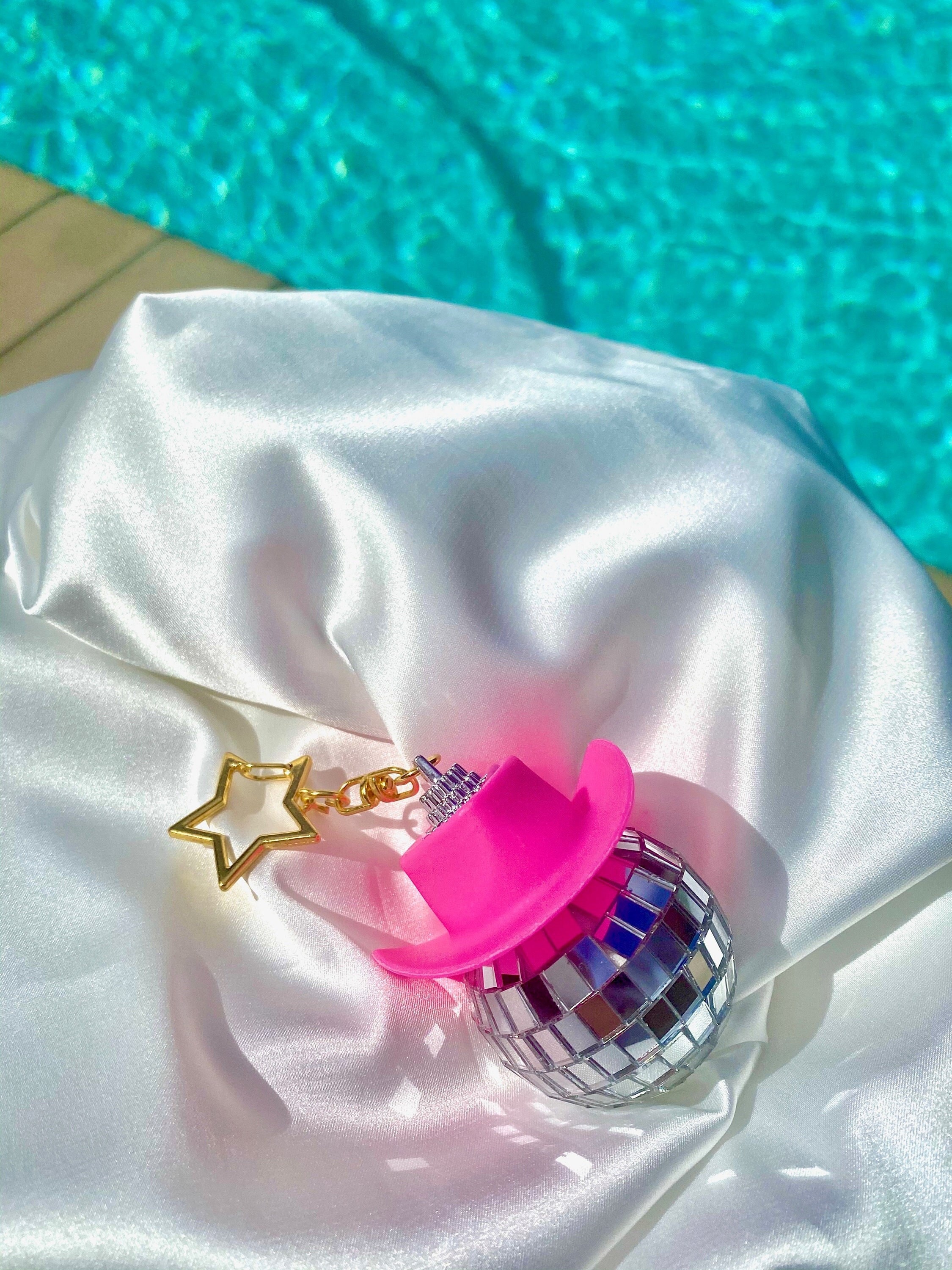 Cowboy Disco Ball Pink Hat Star Keychain L Trendy Keychain L Pinterest ...
