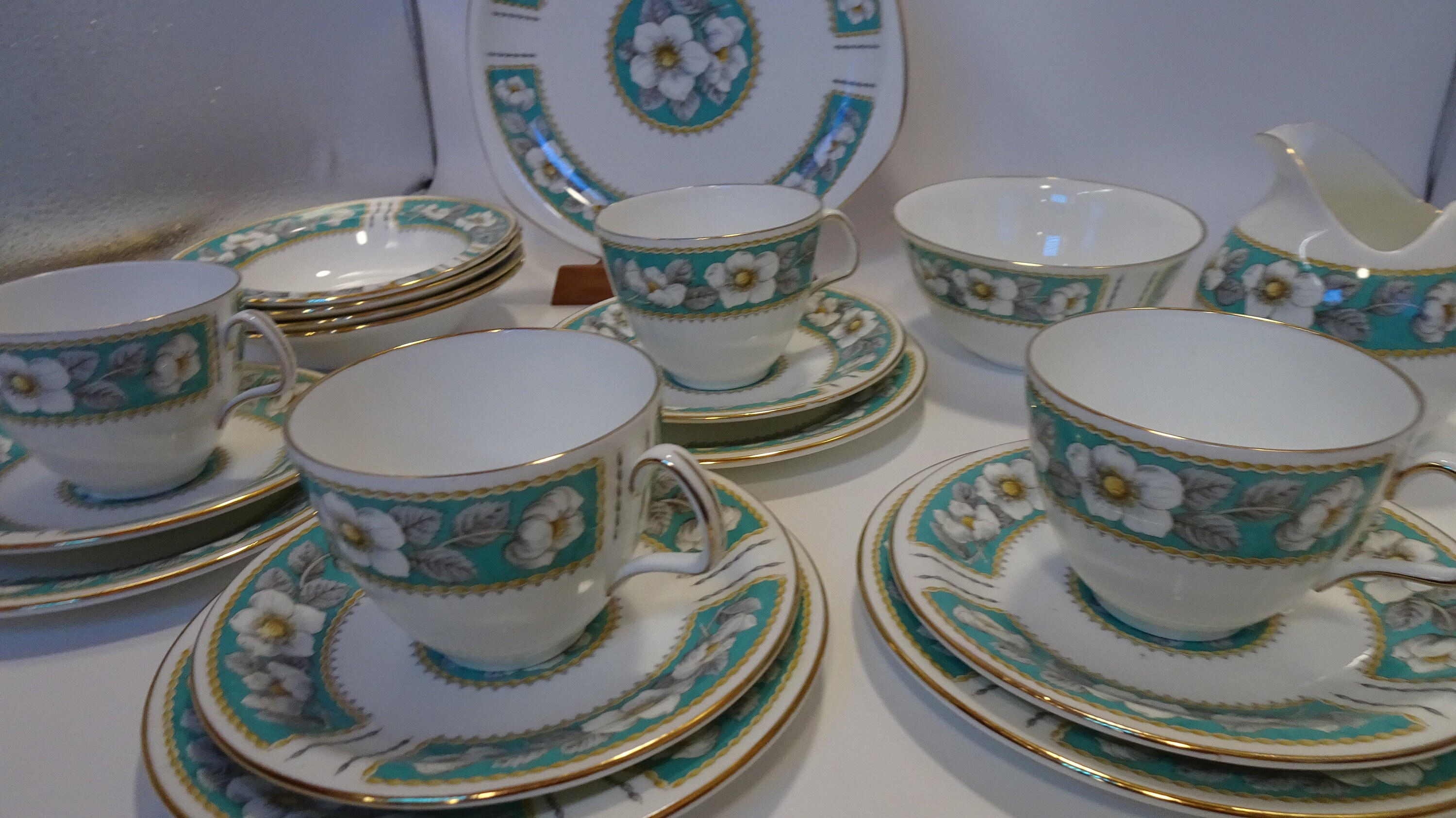 Vintage Foley Tea Set Breakfast Set Rare Christmas Rose Pattern Place ...