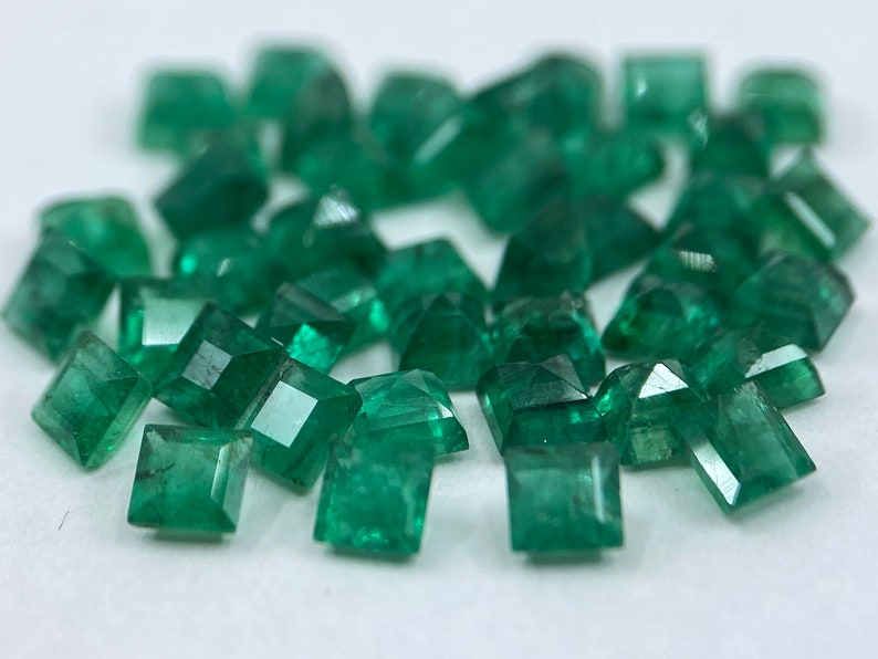 Emerald Square Shape Faceted Loose Gemstones in Assorted Sizes From 1 ...