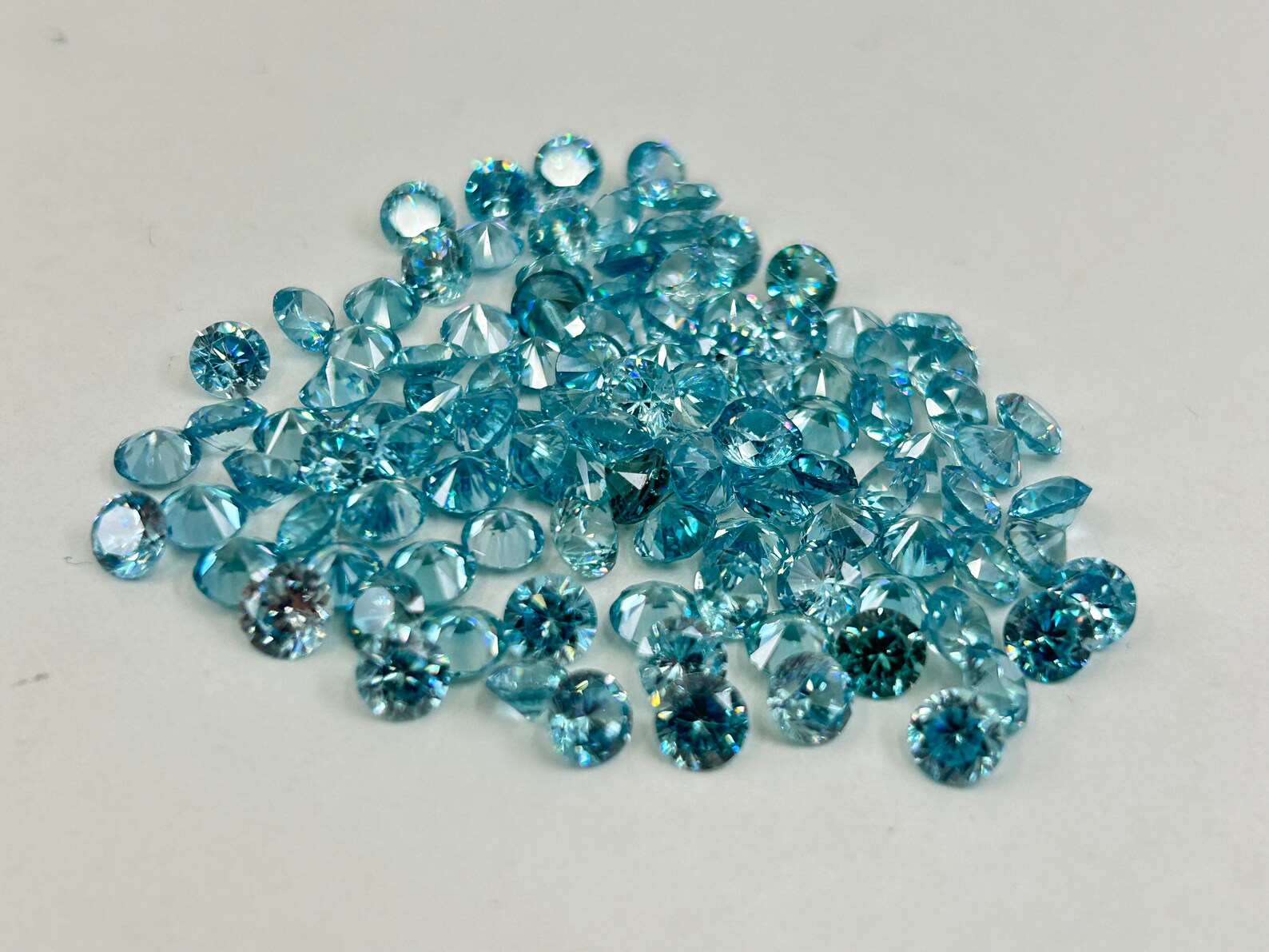 Blue Zircon Natural Faceted Round Shape Loose Gemstones From 2.5mm to 7 ...
