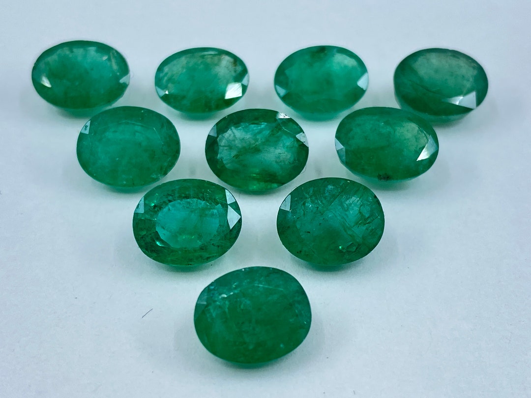 Emerald Faceted Oval Shape Loose Gemstones in Sizes From 4x3mm up to ...