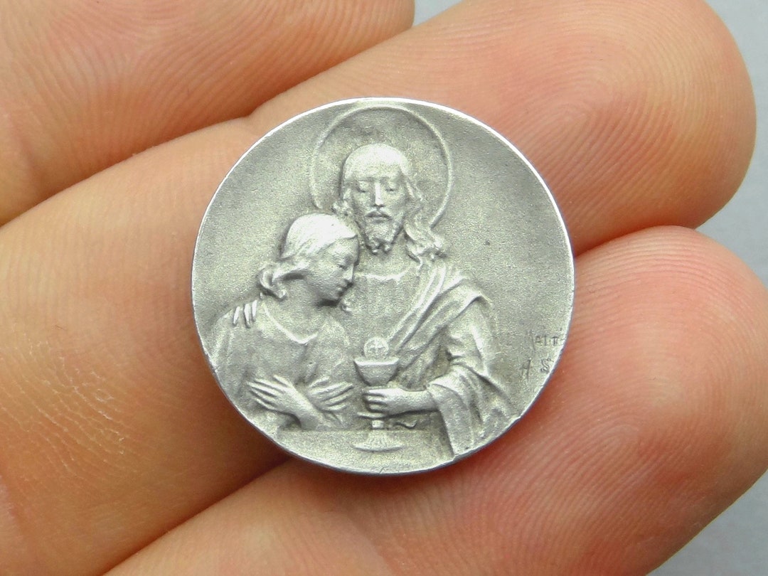 Eucharist. Antique Religious Brooch. Medal to Sew. by Mattei. - Etsy