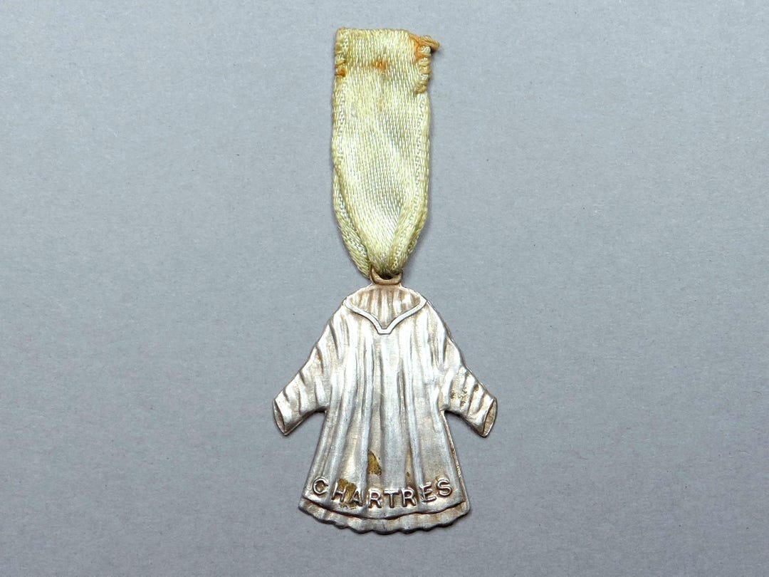 Saint Virgin Mary Holy Tunic, Chartres. Antique Religious Pendant ...