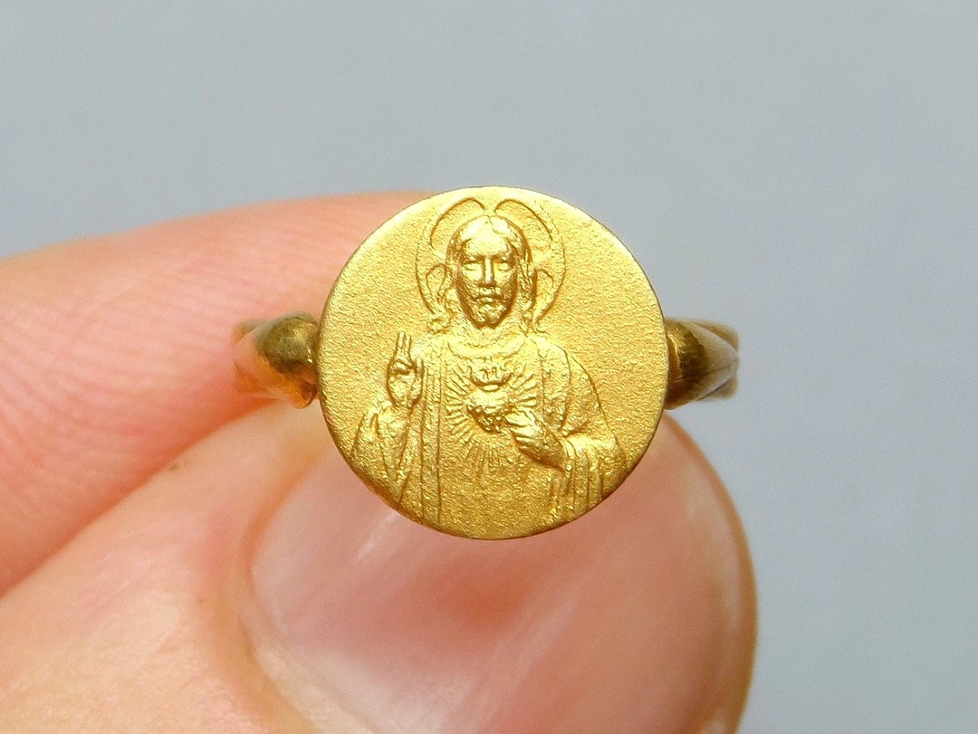 Christ, Sacred Heart. Antique Religious Gold Plating Ring. - Etsy