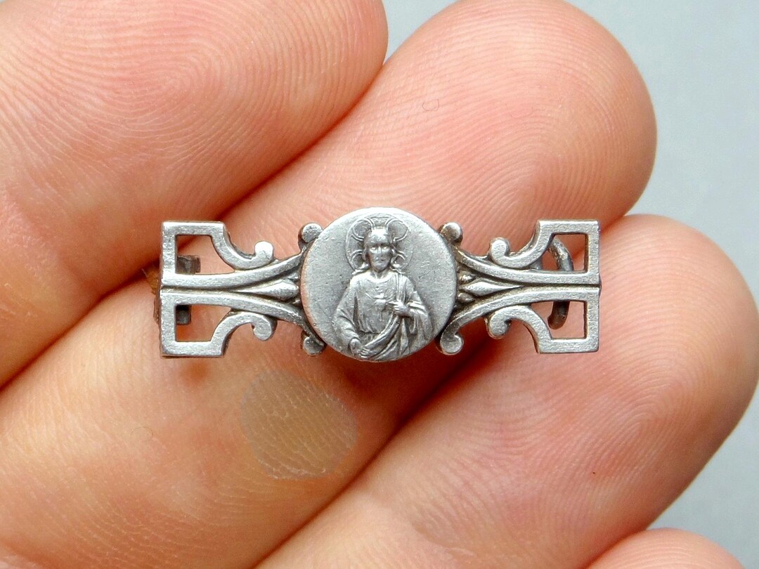 Christ, Sacred Heart. Antique Religious Brooch. - Etsy