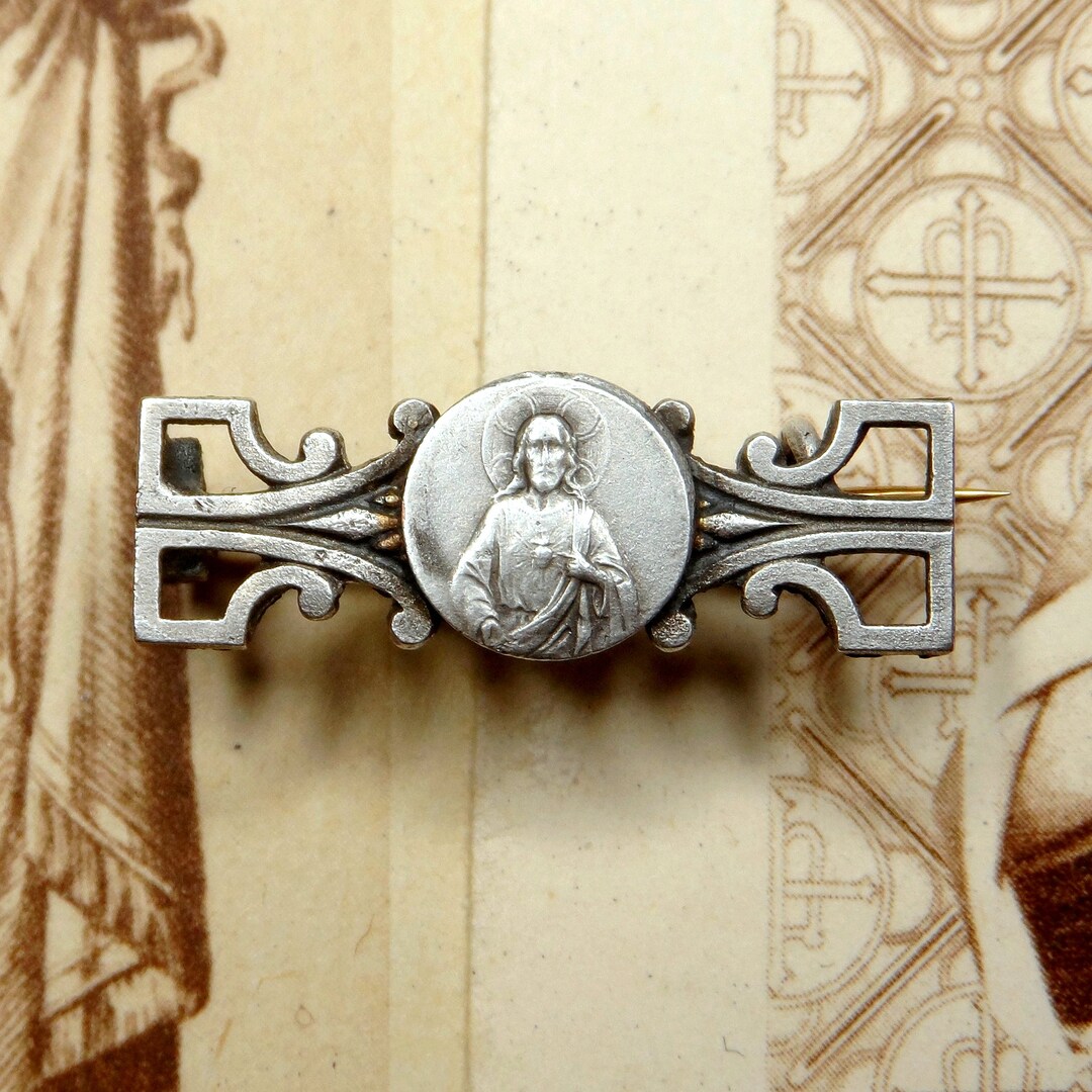 Christ, Sacred Heart. Antique Religious Brooch. - Etsy
