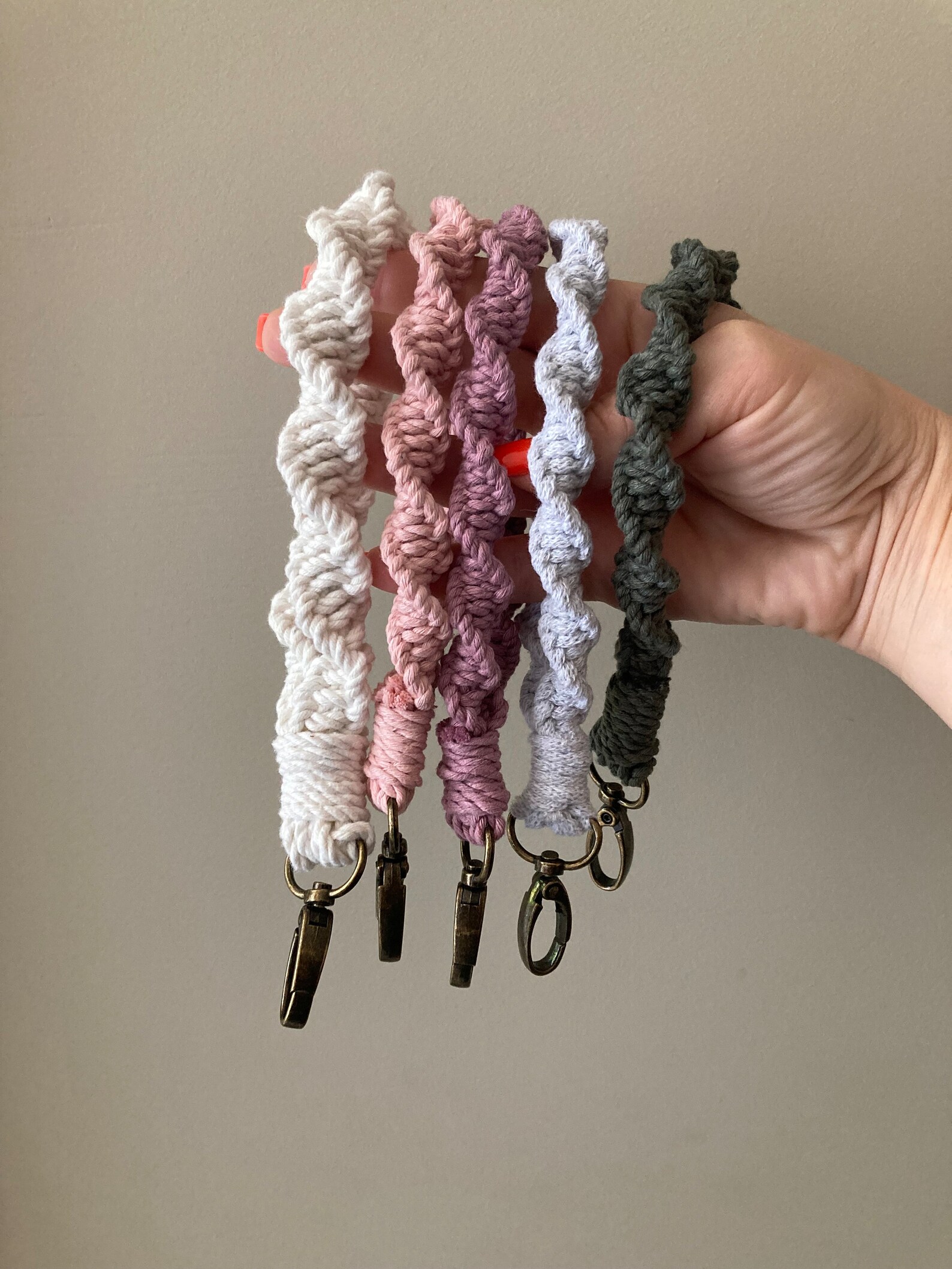 Macrame Spiral Keychain Macrame Wristlet Key Holder Hand Knotted ...