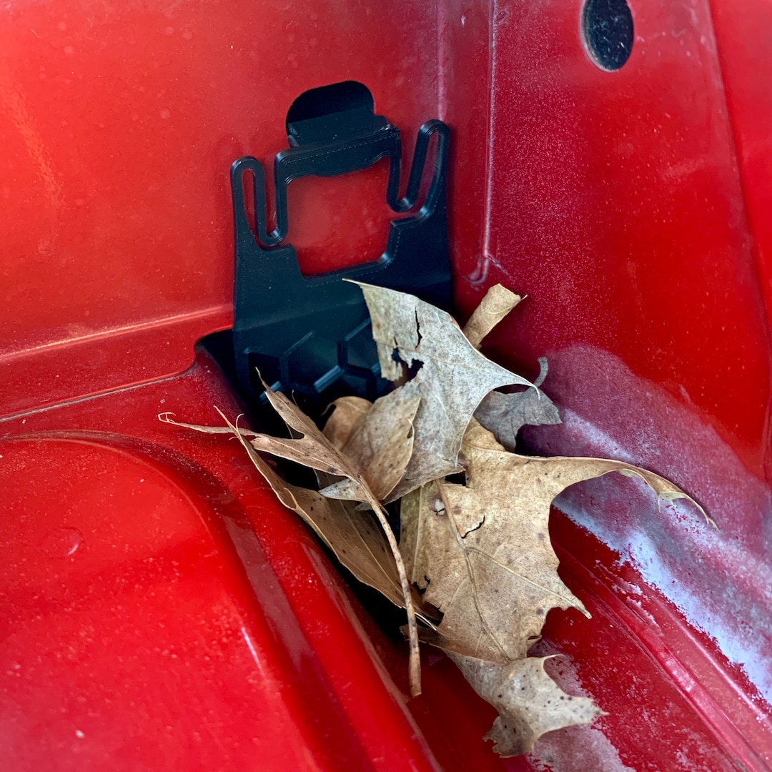 Protector de drenaje del guardabarros delantero Mazda Miata '90-'05 ...