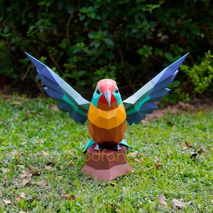 Low Poly Hummingbird Papercraft PDF, SVG Template for Creating 3D ...